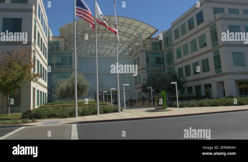 Apple main campus Stock Videos & Footage - HD and 4K Video Clips - Alamy