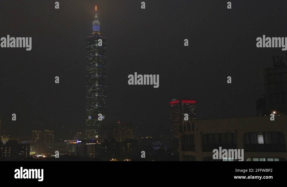 Taipei 101 lights Stock Videos & Footage - HD and 4K Video Clips - Alamy