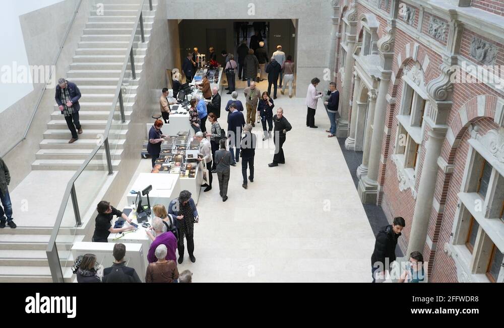 Museum hall Stock Videos & Footage - HD and 4K Video Clips - Alamy