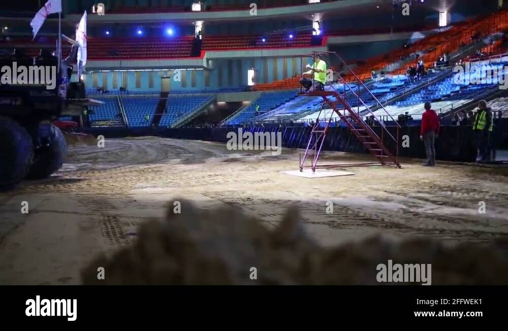 Car shunt Stock Videos & Footage - HD and 4K Video Clips - Alamy