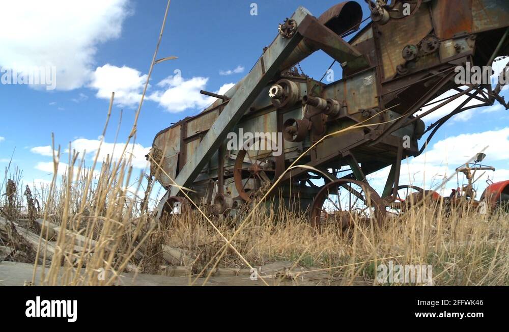 Thresher Stock Videos & Footage - HD and 4K Video Clips - Alamy