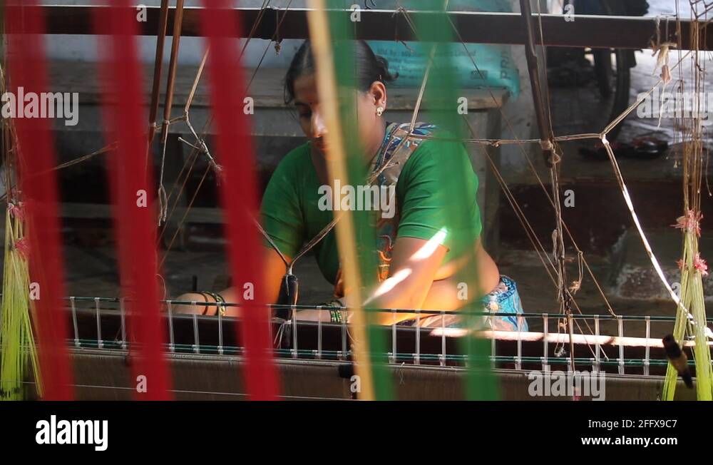 Women weaver Stock Videos & Footage - HD and 4K Video Clips - Alamy