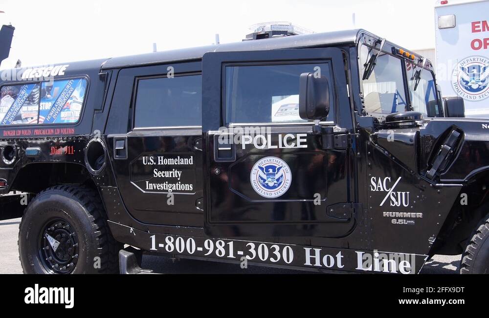 Patrol security vehicle Stock Videos & Footage - HD and 4K Video Clips ...