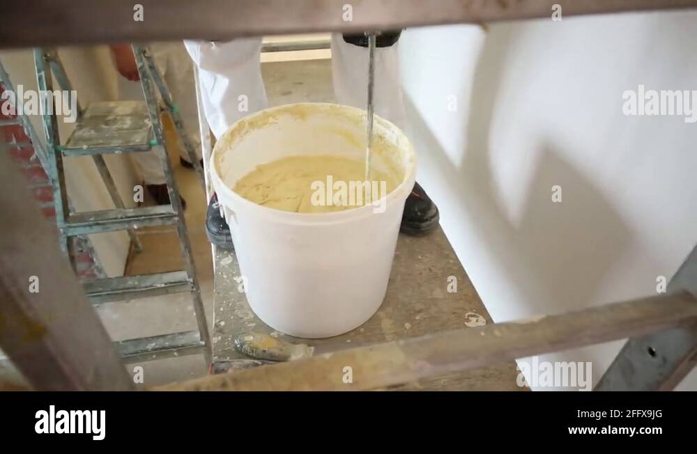 Stucco worker Stock Videos & Footage - HD and 4K Video Clips - Alamy
