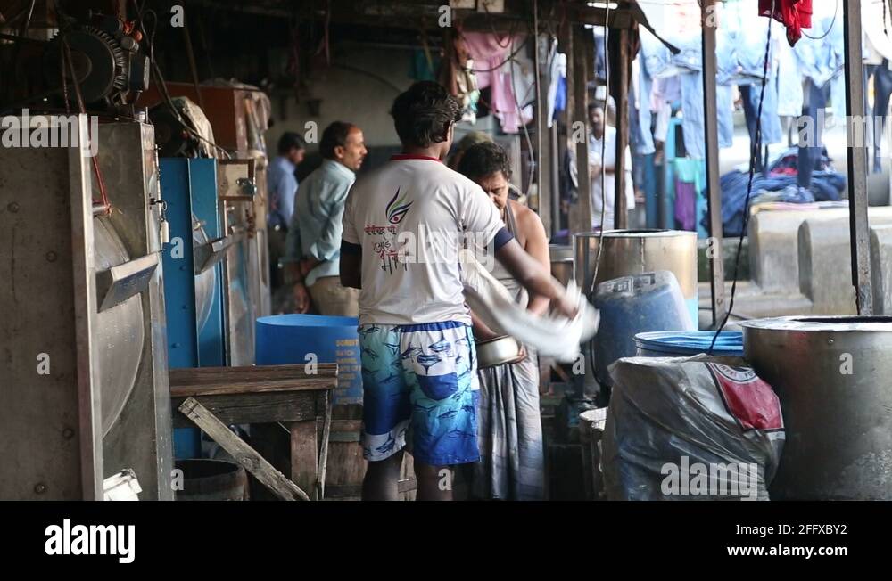 Washing line slum Stock Videos & Footage - HD and 4K Video Clips - Alamy