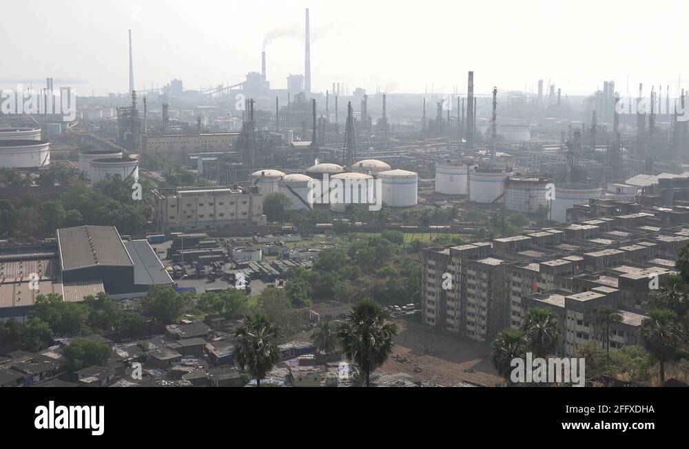 Indian oil refinery Stock Videos & Footage - HD and 4K Video Clips - Alamy