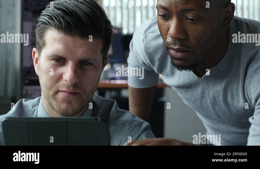 Men modern Stock Videos & Footage - HD and 4K Video Clips - Alamy