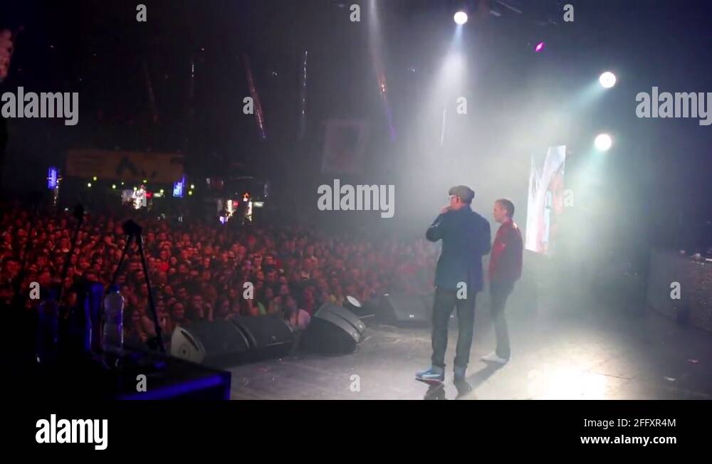 Concert men arena Stock Videos & Footage - HD and 4K Video Clips - Alamy