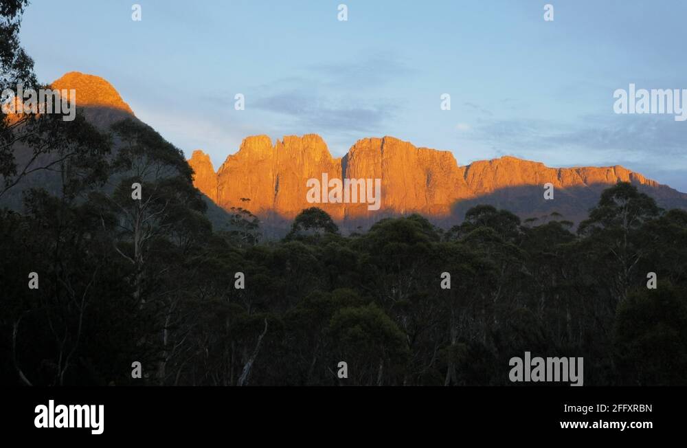 Clair ridge Stock Videos & Footage - HD and 4K Video Clips - Alamy