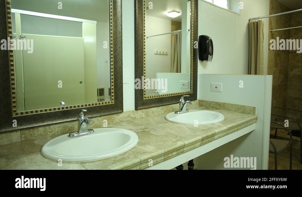 Bathroom Showers Stock Videos And Footage Hd And 4k Video Clips Alamy