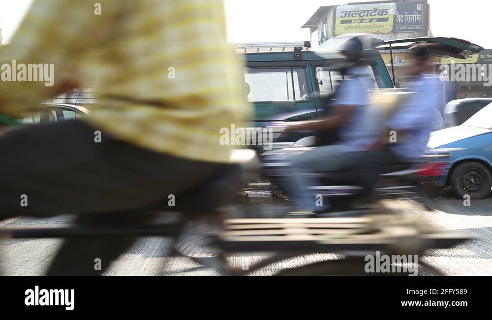 Street without car Stock Videos & Footage - HD and 4K Video Clips - Alamy