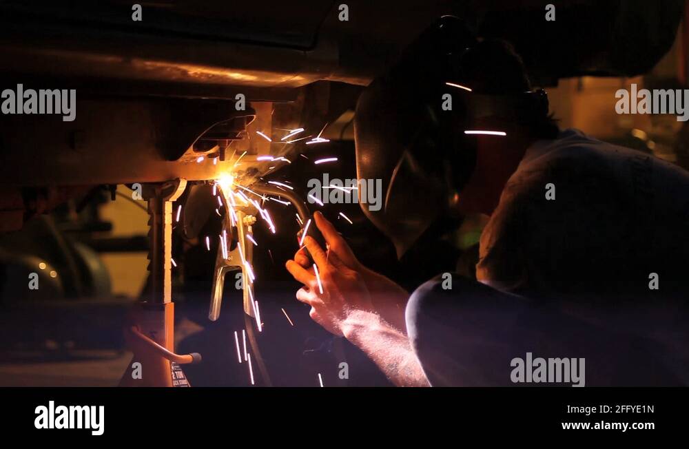 Welding Stock Videos & Footage - HD and 4K Video Clips - Alamy