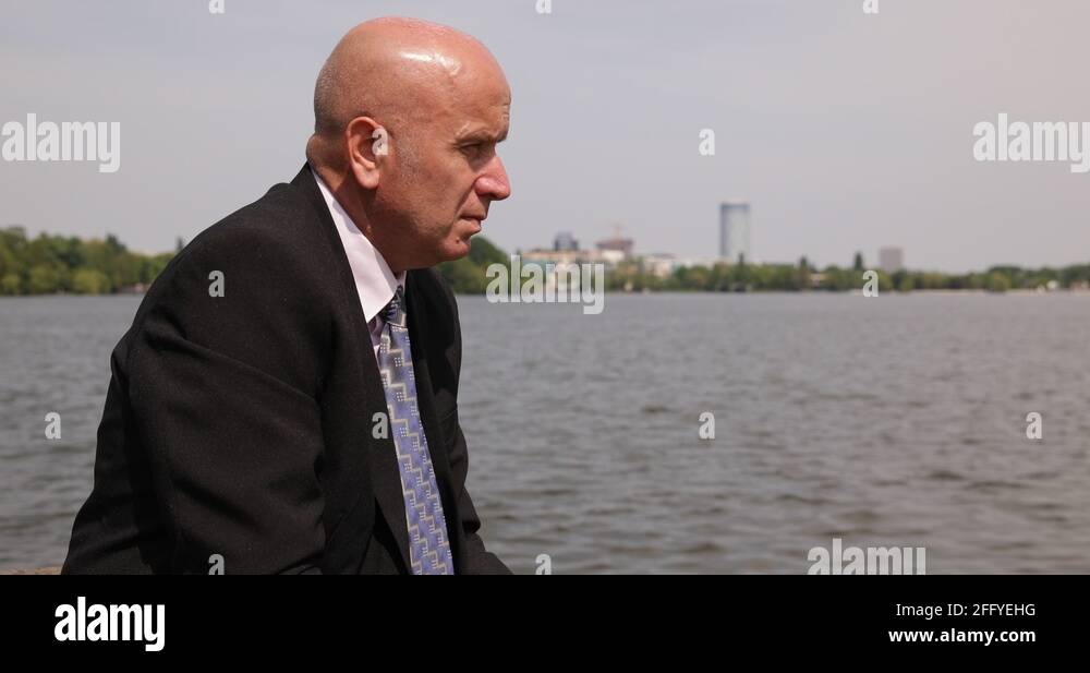 Worried ceo Stock Videos & Footage - HD and 4K Video Clips - Alamy