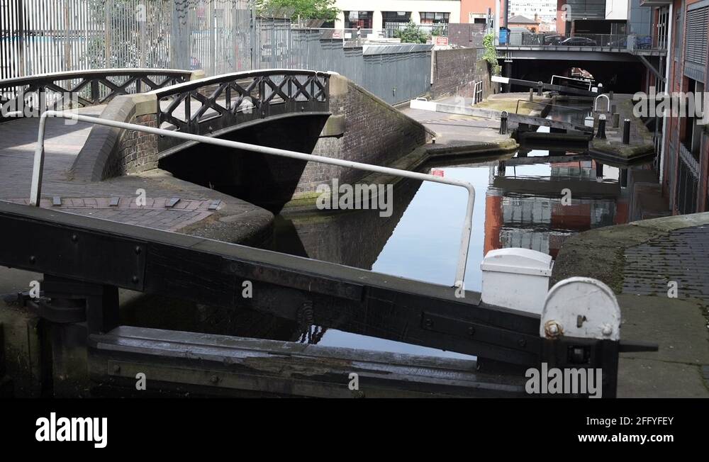 Birmingham locks Stock Videos & Footage - HD and 4K Video Clips - Alamy