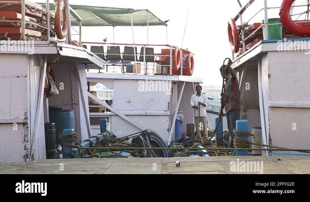 Working dock boat Stock Videos & Footage - HD and 4K Video Clips - Alamy
