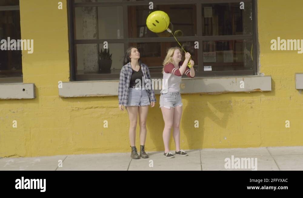 Smiley teen Stock Videos & Footage - HD and 4K Video Clips - Alamy