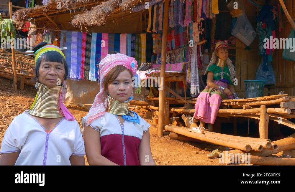 Long neck tribes Stock Videos & Footage - HD and 4K Video Clips - Alamy