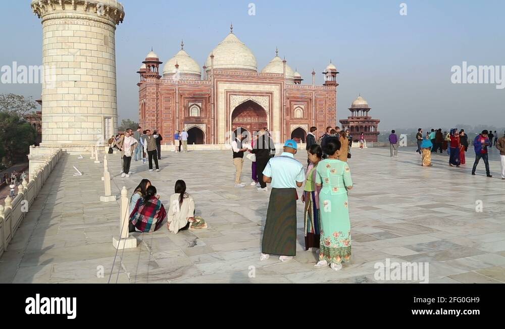 Back side taj mahal Stock Videos & Footage - HD and 4K Video Clips - Alamy