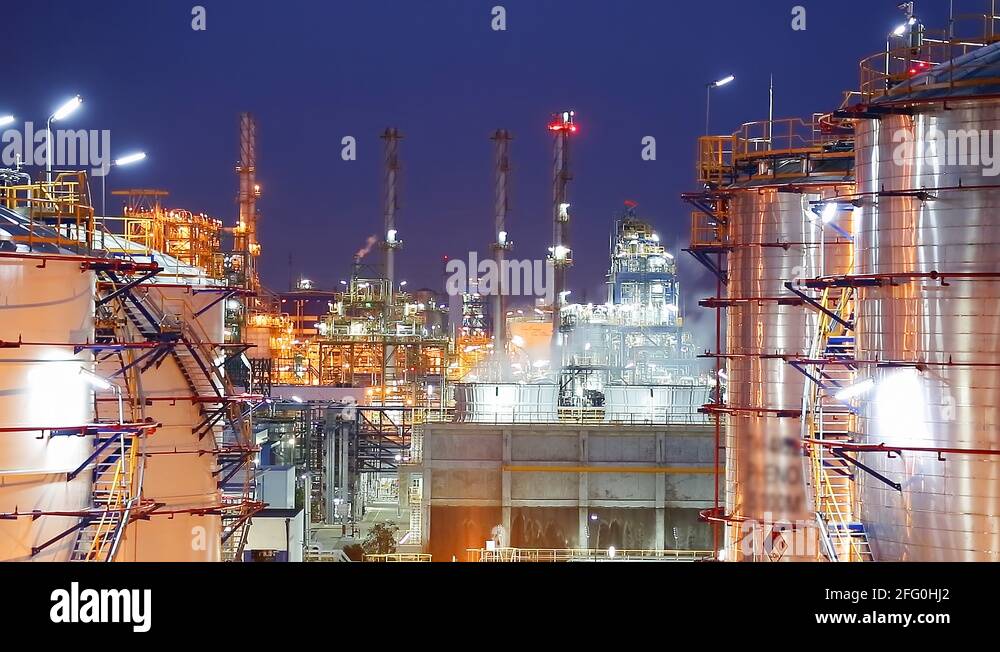 Eastern refinery Stock Videos & Footage - HD and 4K Video Clips - Alamy