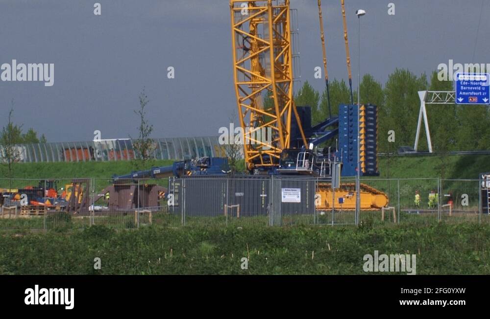 Terex crawler crane Stock Videos & Footage - HD and 4K Video Clips - Alamy