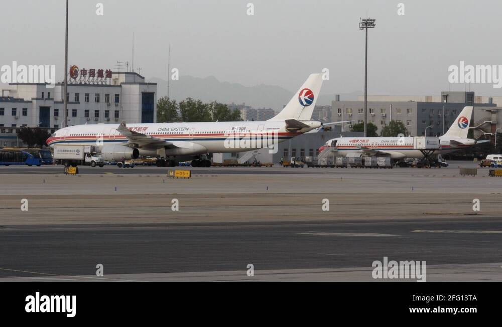 Air china airbus a300 Stock Videos & Footage - HD and 4K Video Clips ...