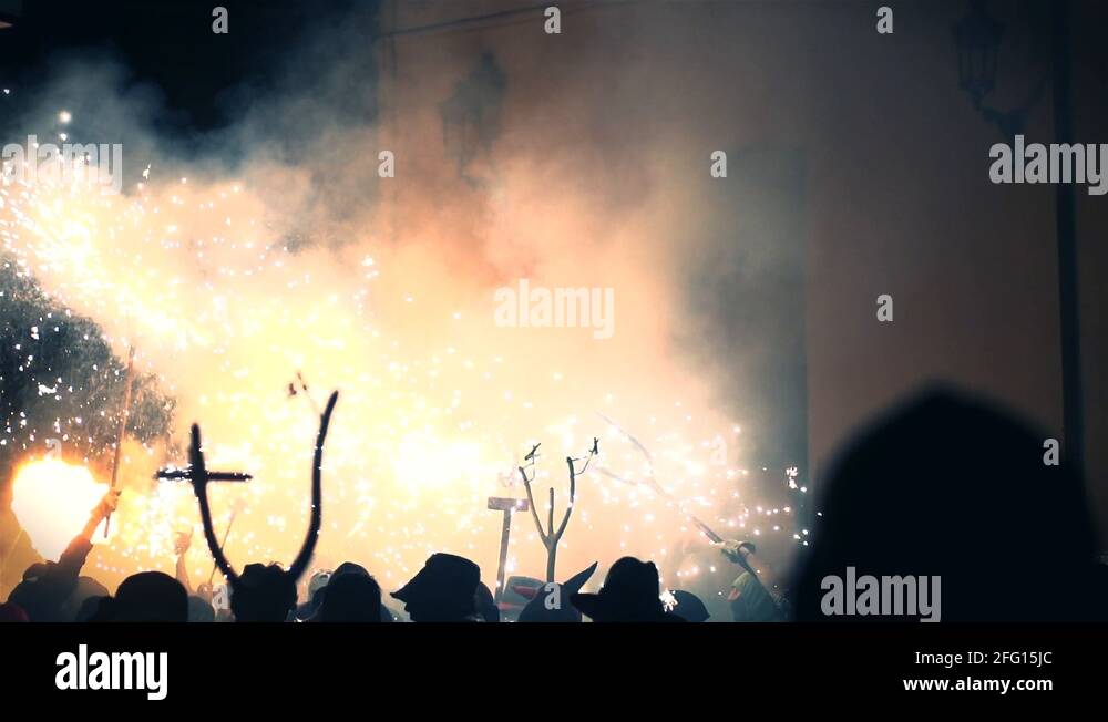 La merce fireworks Stock Videos & Footage - HD and 4K Video Clips - Alamy