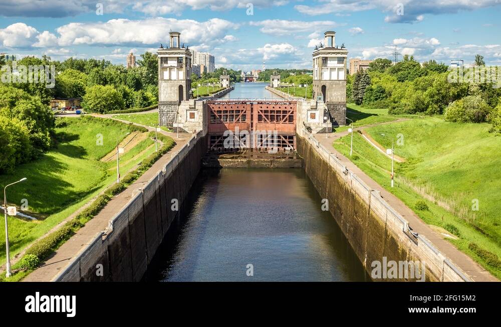 Water gates Stock Videos & Footage - HD and 4K Video Clips - Alamy