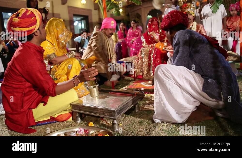 Hindu wedding fire ritual Stock Videos & Footage - HD and 4K Video ...