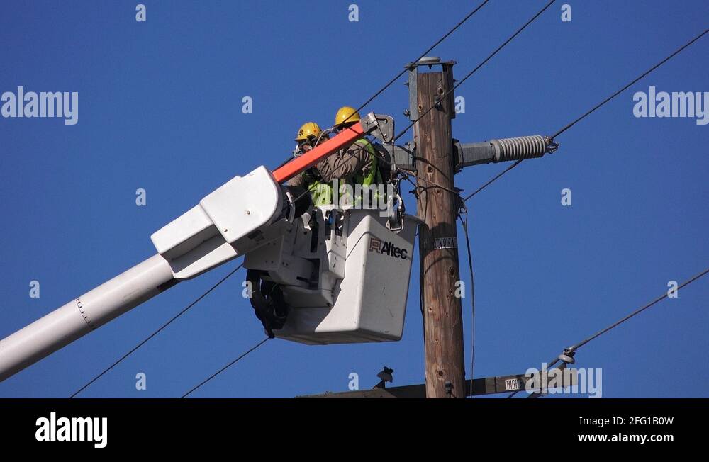 Repairing supply lines Stock Videos & Footage - HD and 4K Video Clips ...