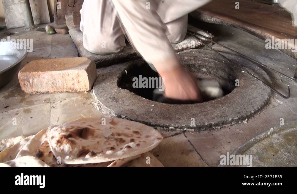 Chapati pakistan Stock Videos & Footage - HD and 4K Video Clips - Alamy