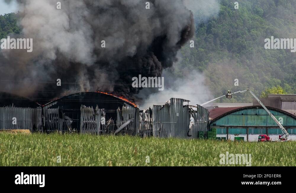 Firefighting smoke Stock Videos & Footage - HD and 4K Video Clips - Alamy