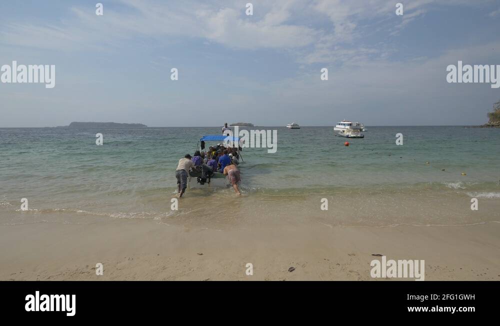 Pushing a boat Stock Videos & Footage - HD and 4K Video Clips - Alamy