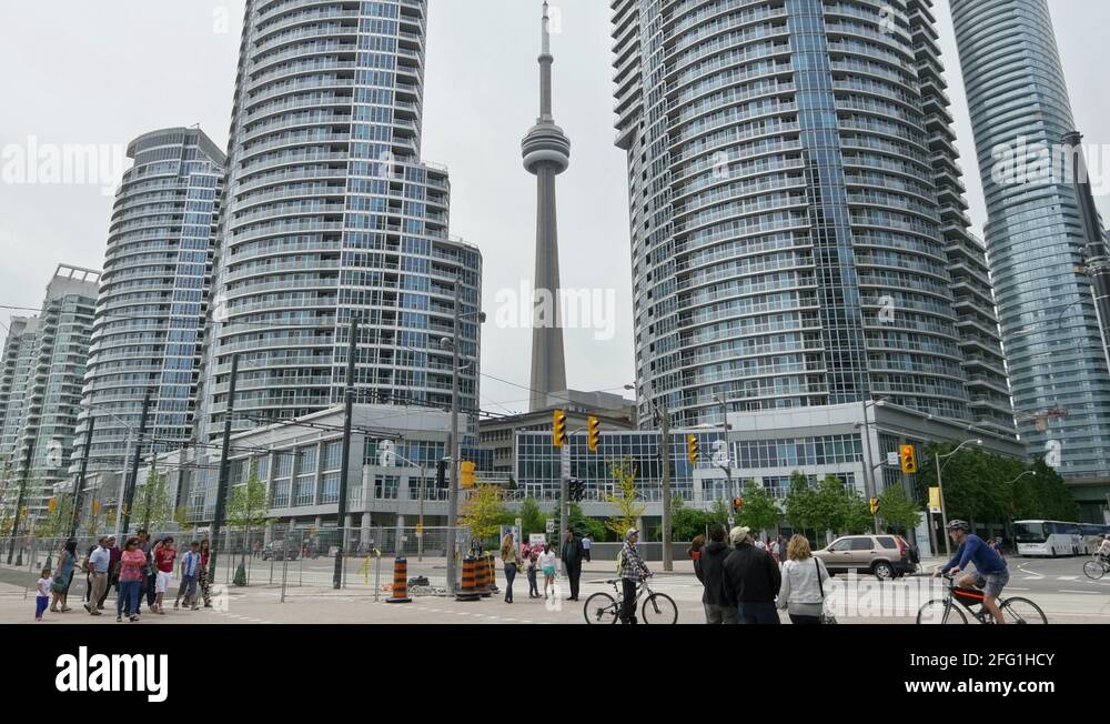 Queens quay Stock Videos & Footage - HD and 4K Video Clips - Alamy
