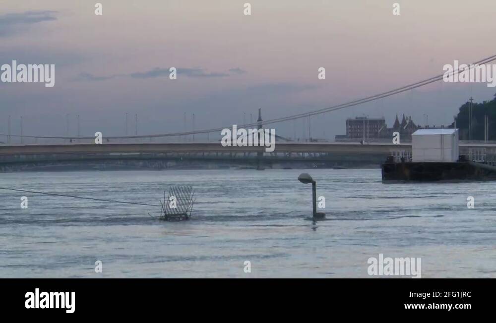 Flood tourism Stock Videos & Footage - HD and 4K Video Clips - Alamy