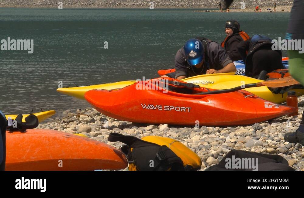 Muscle boats Stock Videos & Footage - HD and 4K Video Clips - Alamy