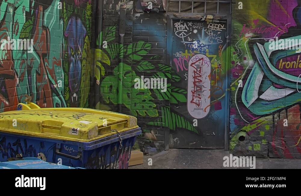 Melbourne alley lane Stock Videos & Footage - HD and 4K Video Clips - Alamy