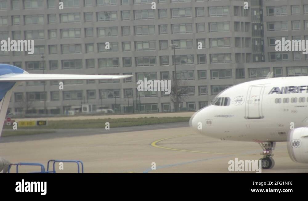 Airfrance Stock Videos & Footage - HD and 4K Video Clips - Alamy