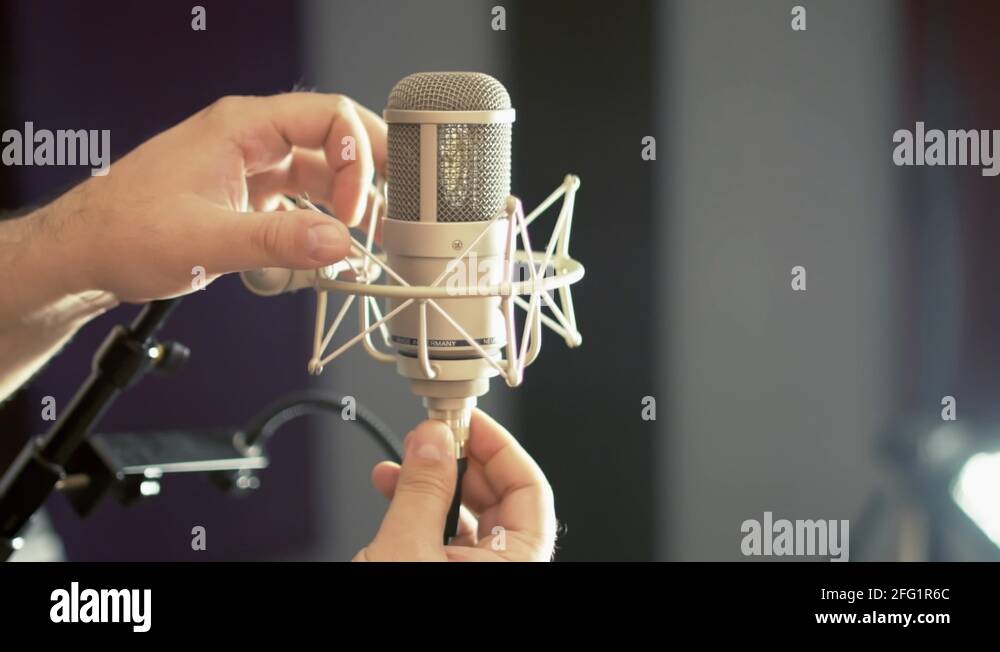 Traditional mic Stock Videos & Footage - HD and 4K Video Clips - Alamy