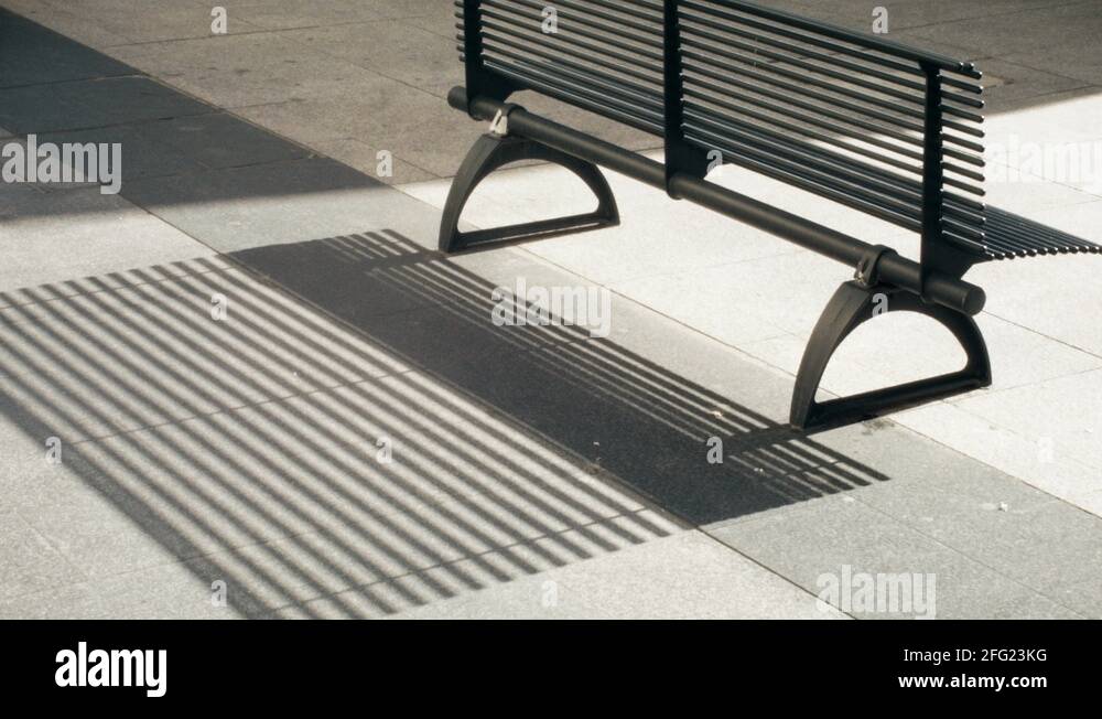 Crowded town square Stock Videos & Footage - HD and 4K Video Clips - Alamy