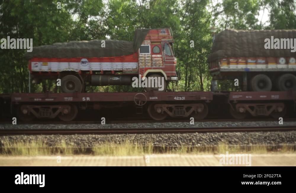 Kerala truck Stock Videos & Footage - HD and 4K Video Clips - Alamy