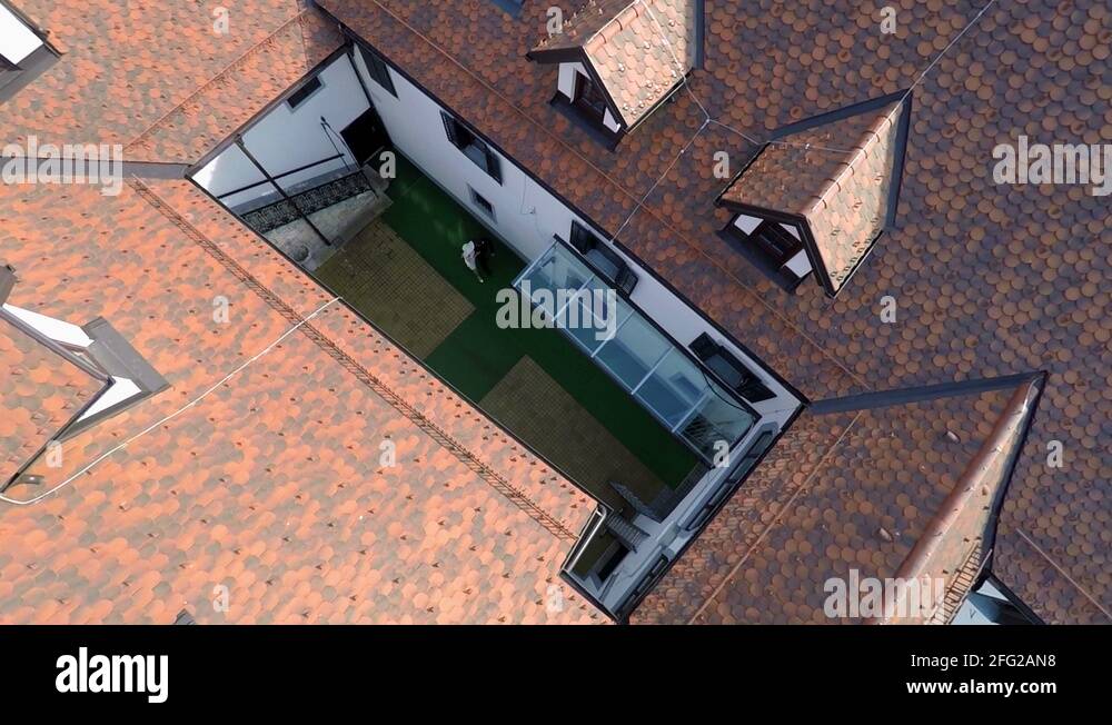 Museum roof Stock Videos & Footage - HD and 4K Video Clips - Alamy