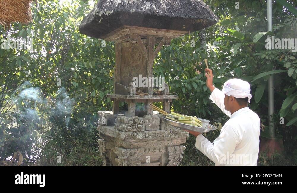Smoke offering in the temple Stock Videos & Footage - HD and 4K Video ...