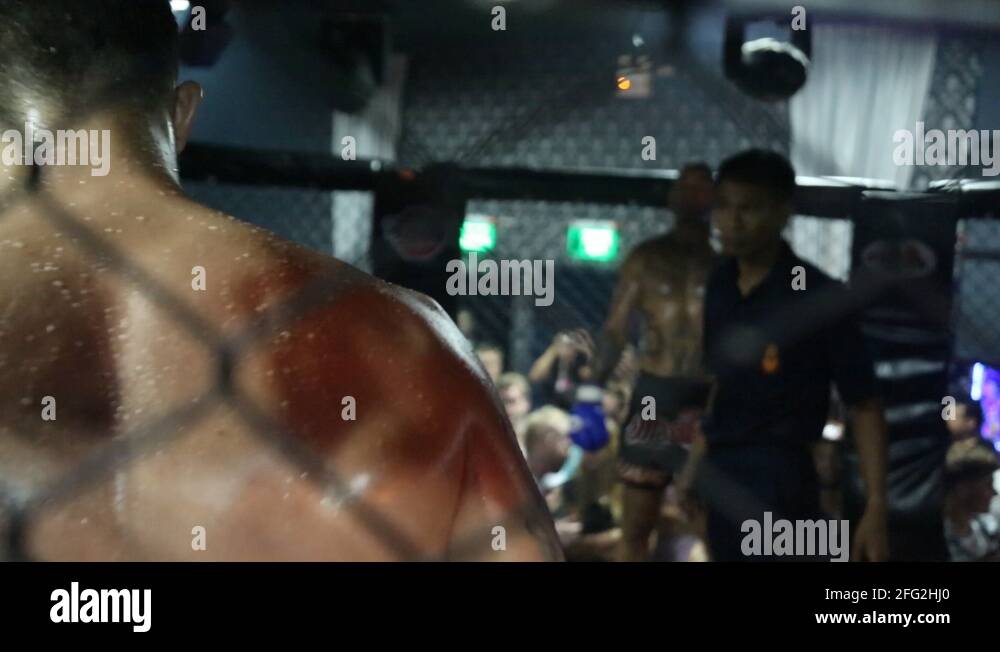 Fighting venue Stock Videos & Footage - HD and 4K Video Clips - Alamy