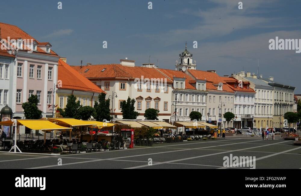Vilnius town hall square Stock Videos & Footage - HD and 4K Video Clips ...
