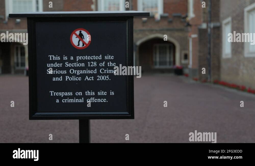 Royal palace of st james Stock Videos & Footage - HD and 4K Video Clips ...