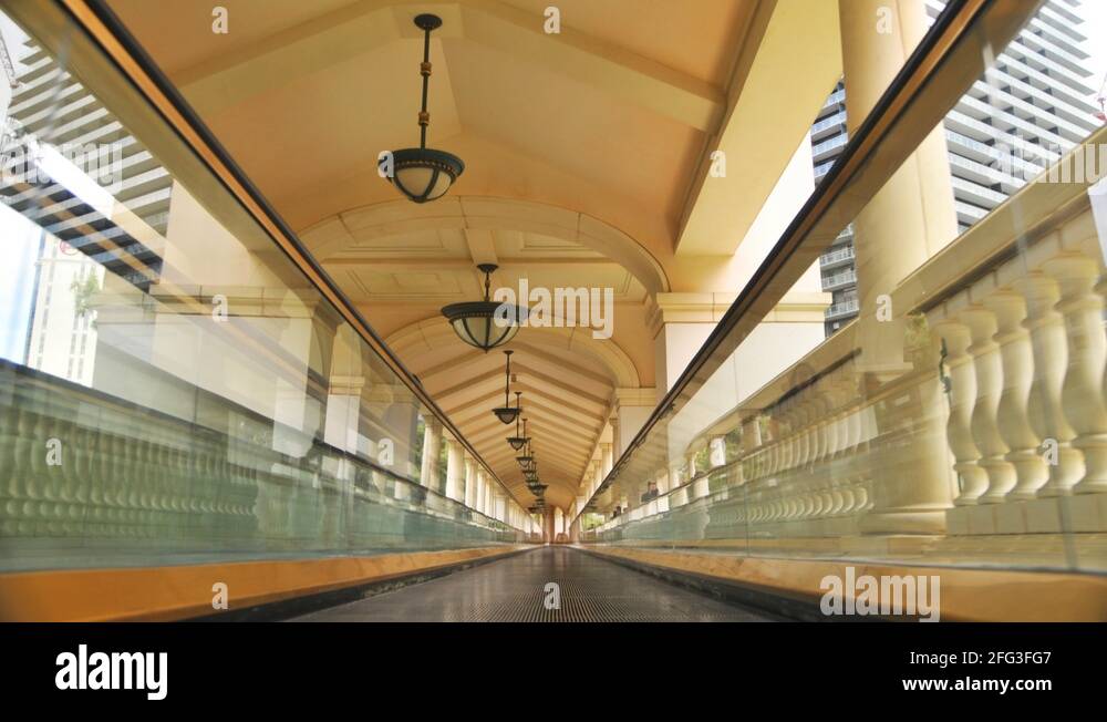 Elevated people mover Stock Videos & Footage - HD and 4K Video Clips ...