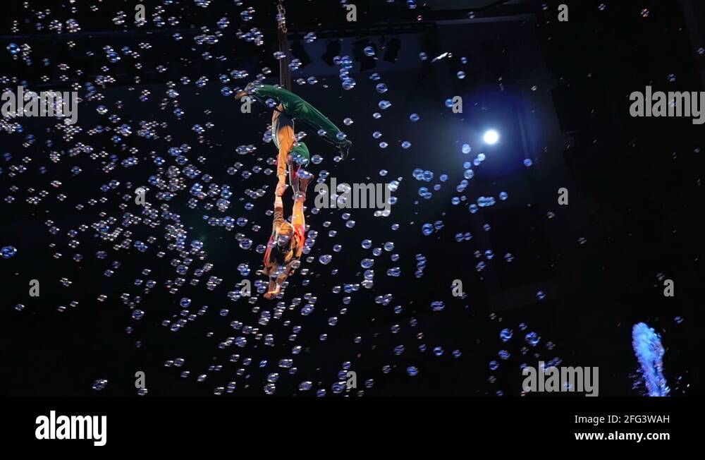 Circus performance swing Stock Videos & Footage - HD and 4K Video Clips ...