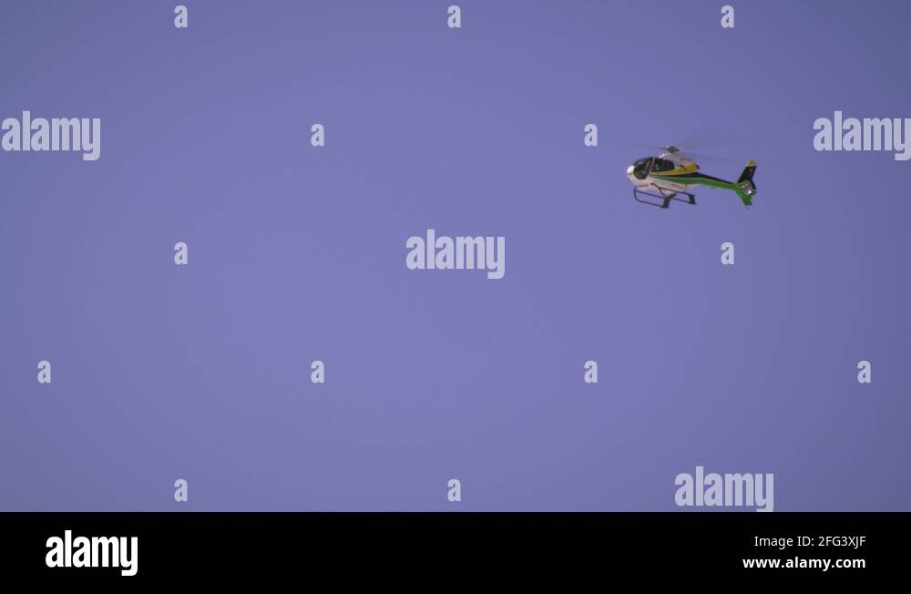 Chopper flying Stock Videos & Footage - HD and 4K Video Clips - Alamy