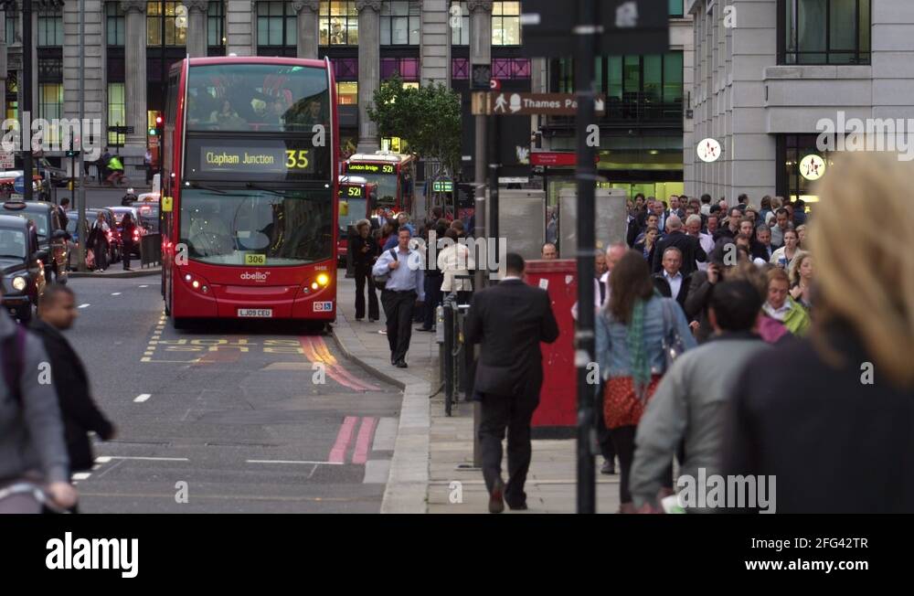 Number 10 bus Stock Videos & Footage - HD and 4K Video Clips - Alamy