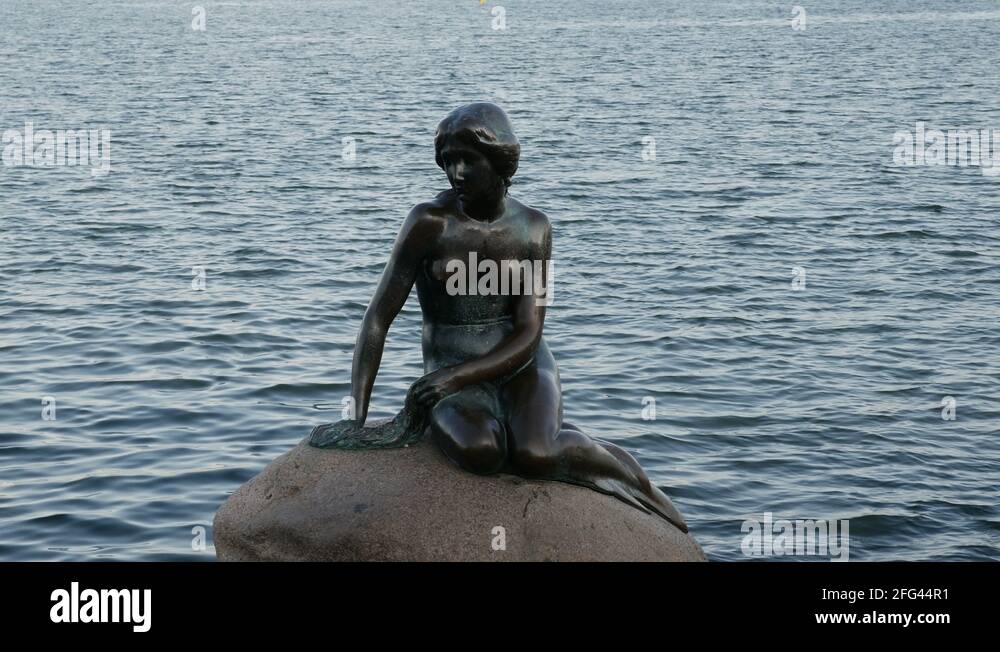 Little mermaid landmark copenhagen denmark Stock Videos & Footage - HD ...